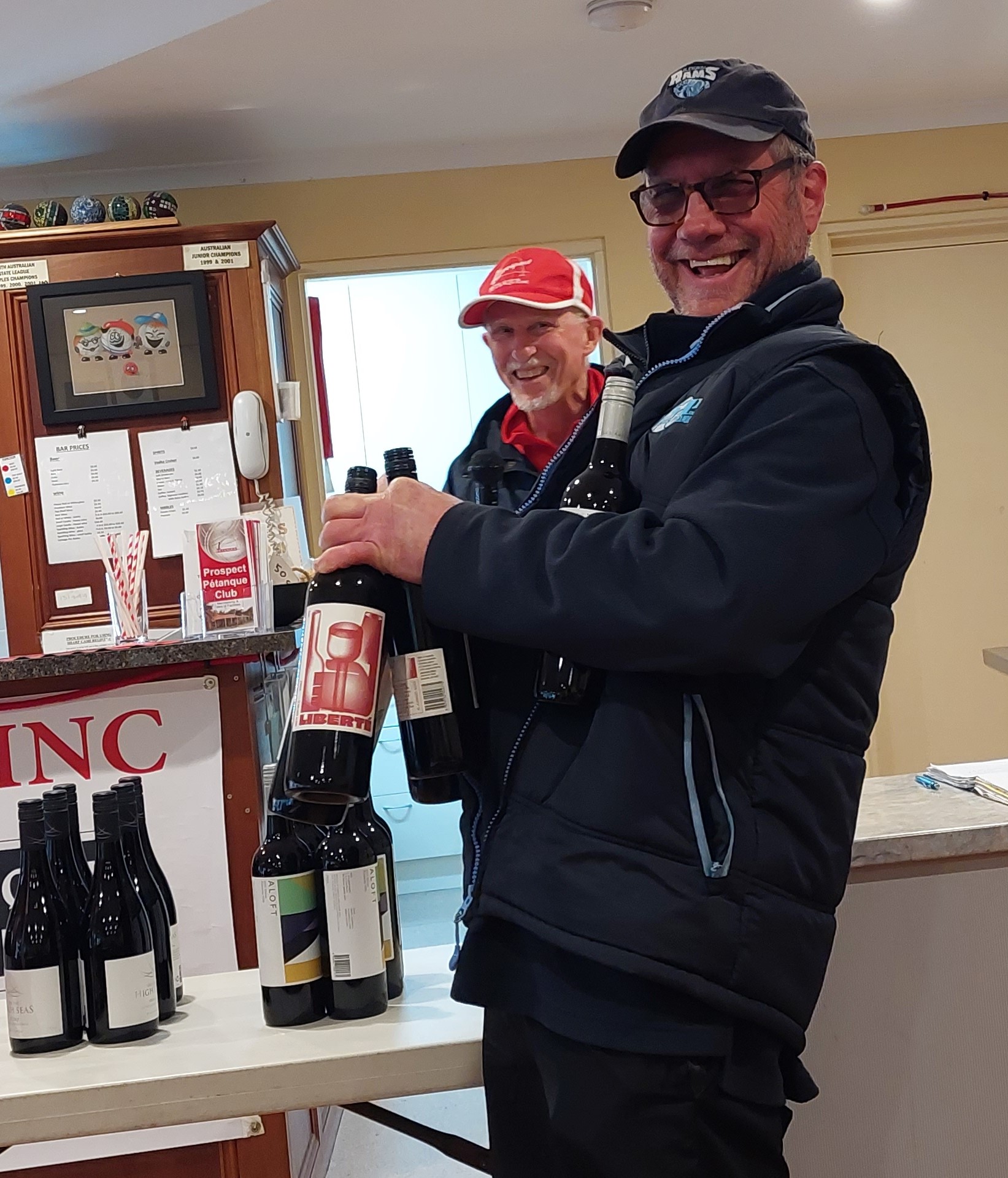 SUPER SIXERS COMPETITION 2021 – teams soldiered on through wind, rain ...